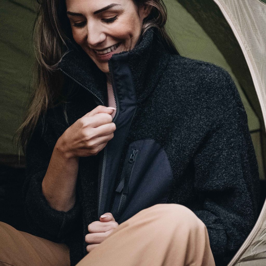 Women's fleece jackets | Wool fleeces and vests | Astrid Wild